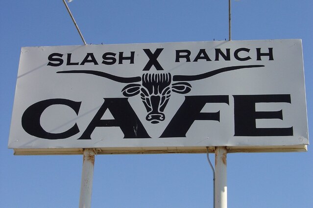 Slash X Duel In The Desert - Capo Valley 4 Wheelers